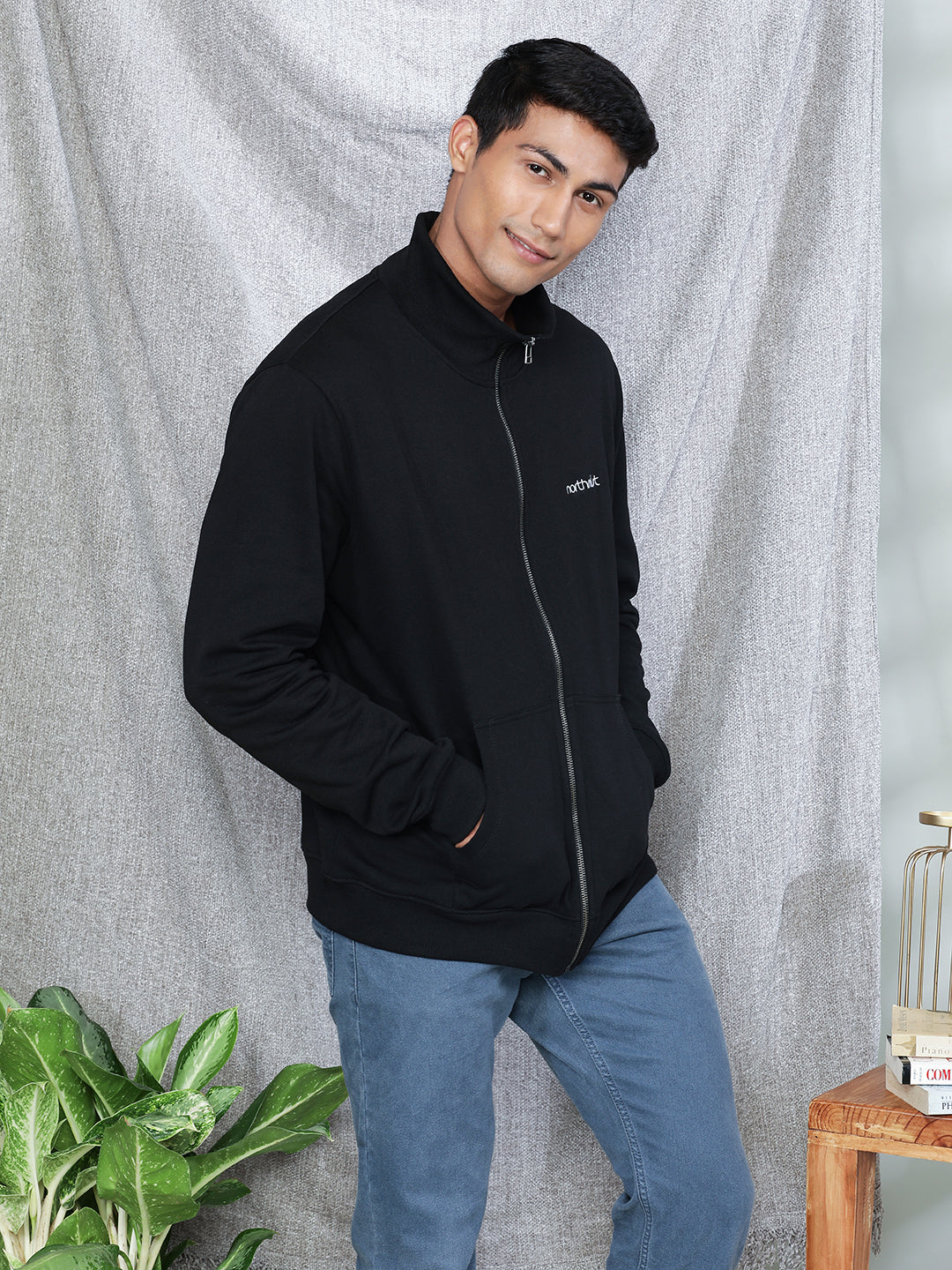 Black Beauty High Neck Jacket – Northmist